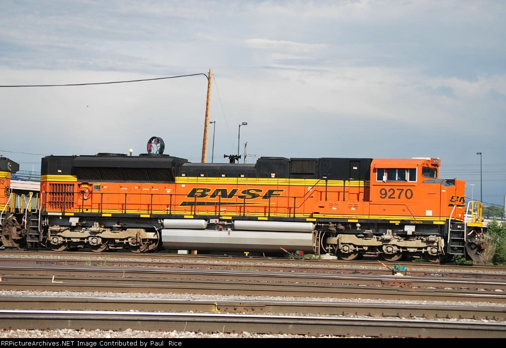 BNSF 9270